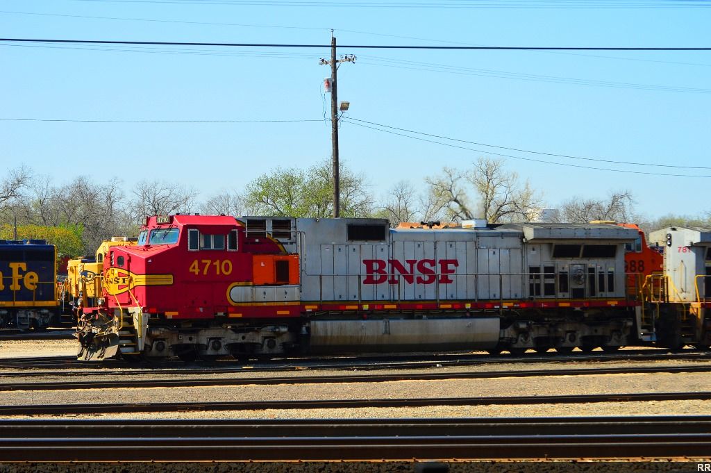BNSF 4710